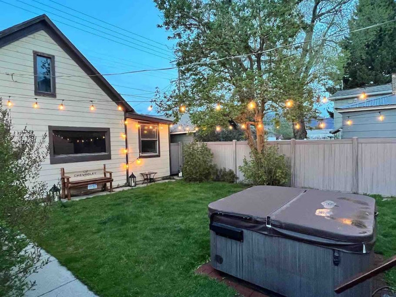 Historic Queen Anne | Hot Tub | Fenced Backyard - Butte, MT