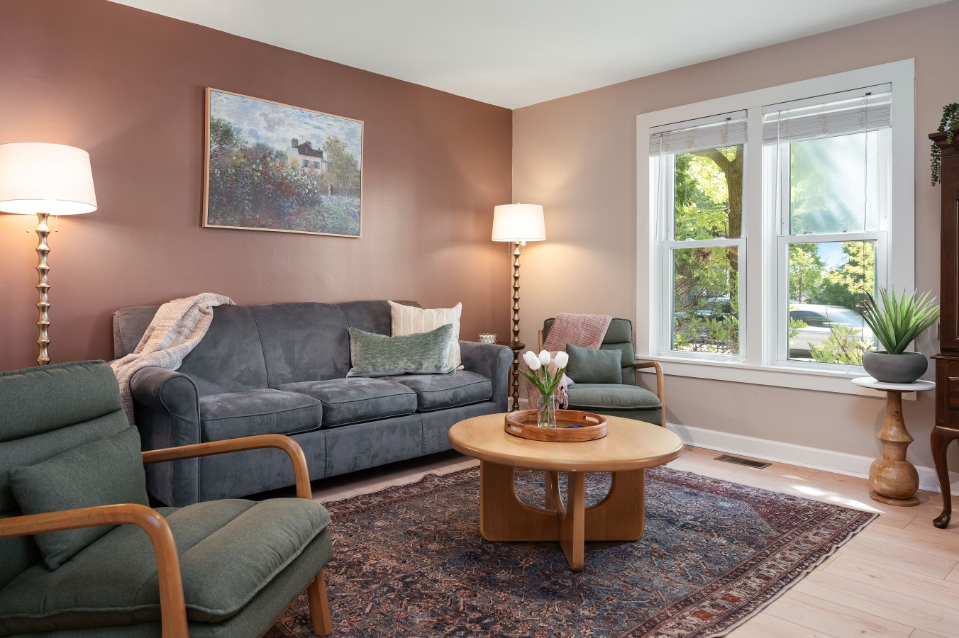 Astra Cottage | Hottub | 3br Near Downtown & Tart Trail | Grill - Traverse City, MI