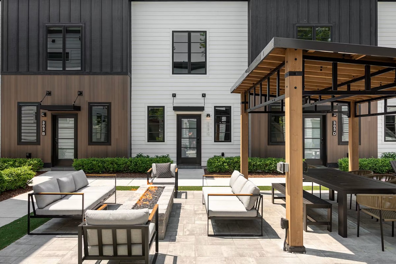Hamilton Place | Sagewood Building 6br | Near Downtown Beaches - Traverse City, MI