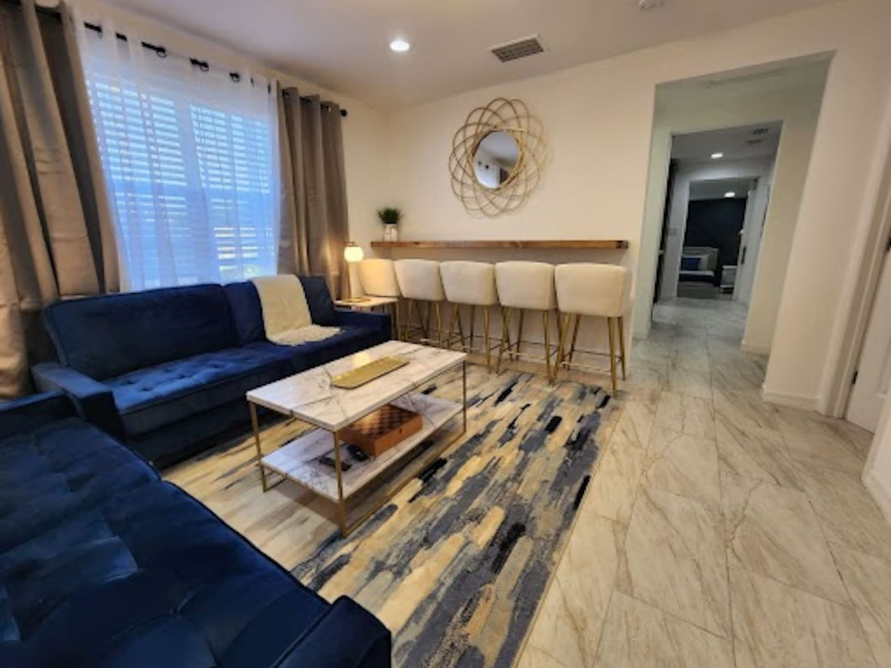 Stylish Living And Fenced Yard - Charming Foodie Haven - Winter Park, FL