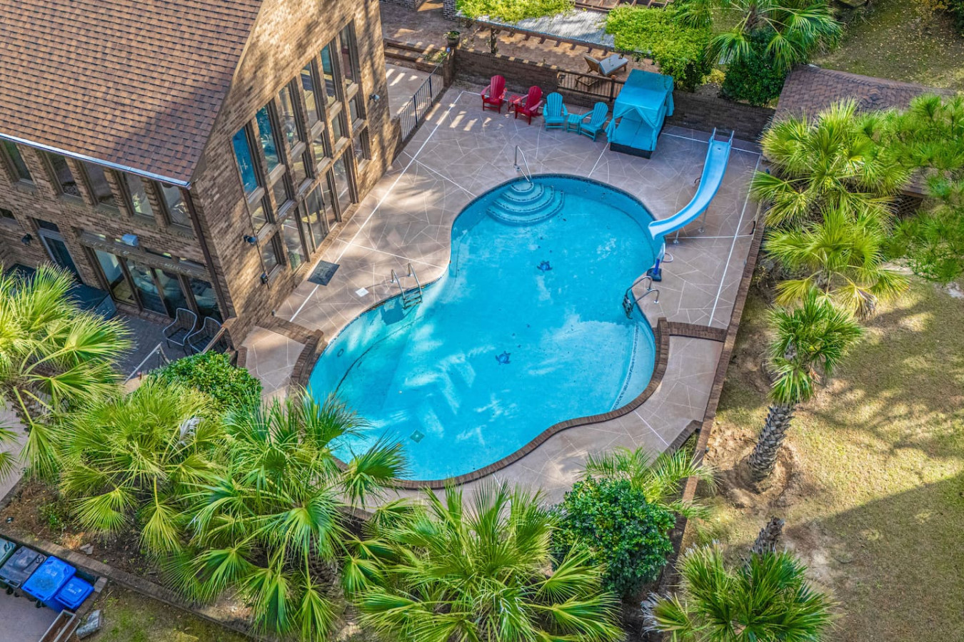 Fayetteville Getaway | Pool • Pizza Oven • Fire Pit - Fayetteville, NC