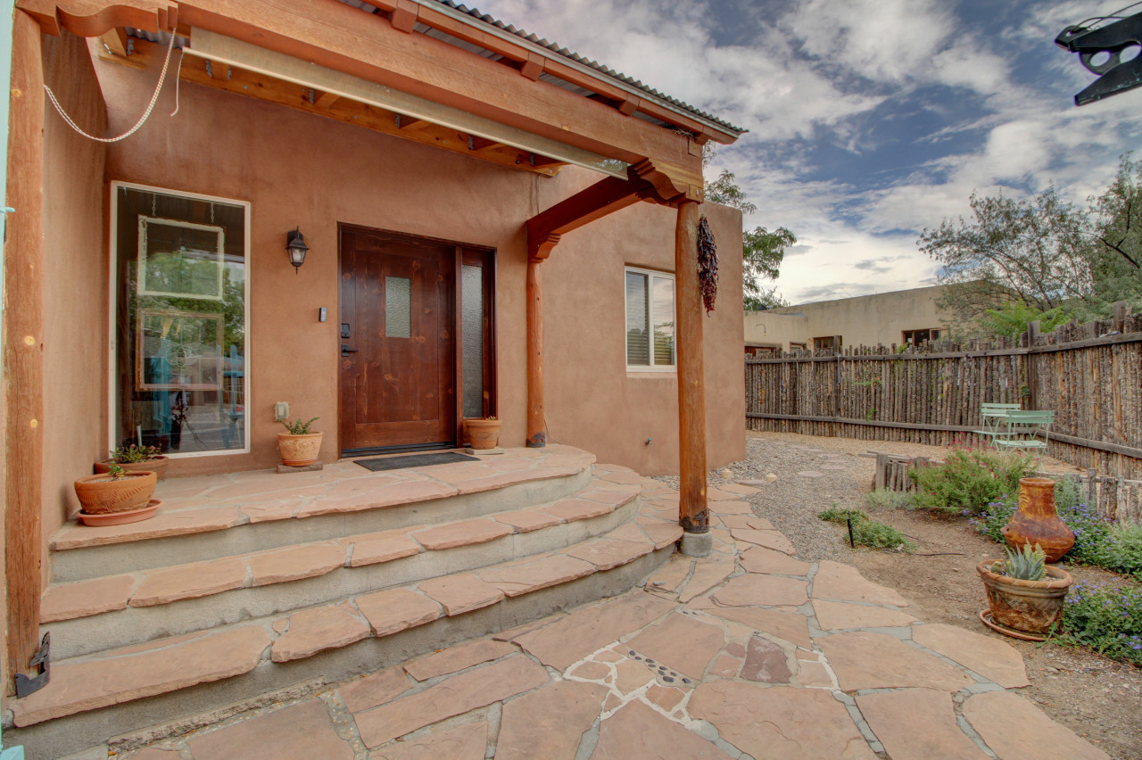 Refurbished Nob Hill Home - Albuquerque, NM