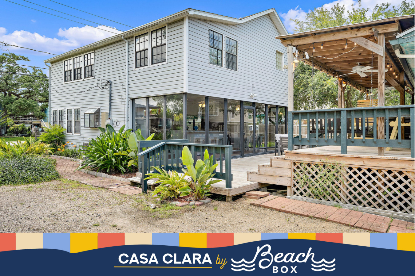 Stylish Outdoor Oasis With Firepit And Wet Bar - Inviting Escape - League City, TX