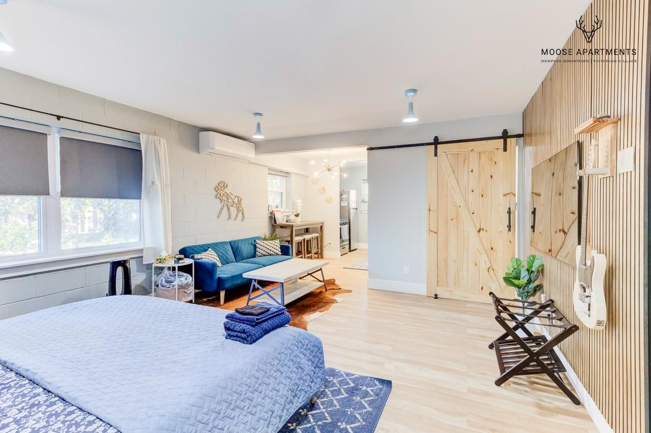 Instaworthy Luxe Loft W/ Amazing View - Free Parking & King Bed (Suite 7) - Memphis, TN