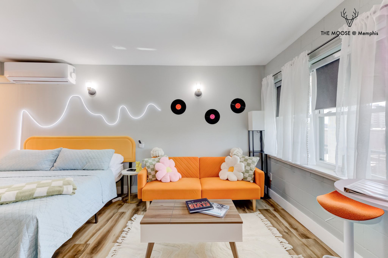 Themed Loft With King Bed, Free Parking & Wi-fi (Suite 10) - メンフィス, TN