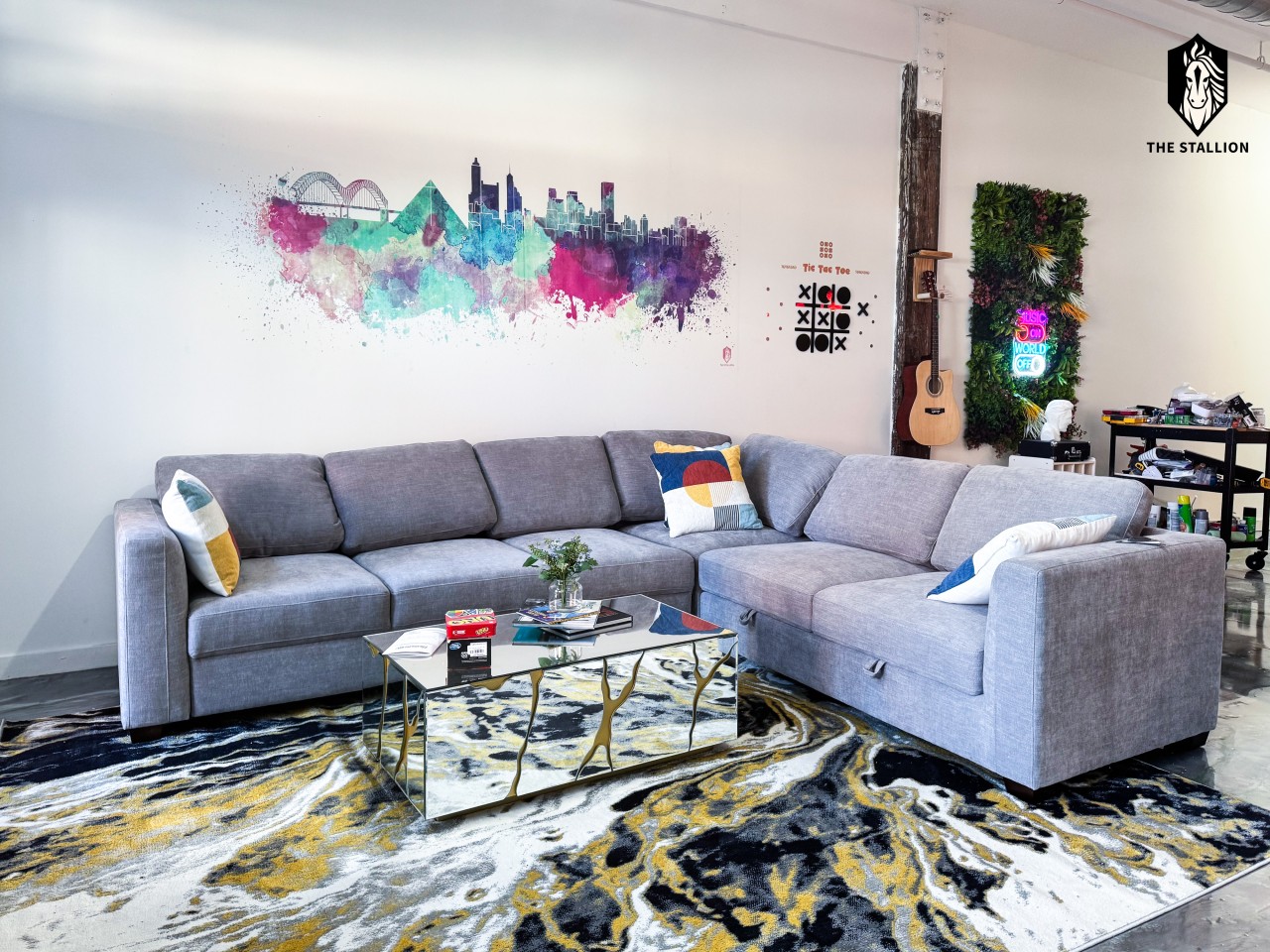 "Celebrating Graceland" Loft - Memphis, TN
