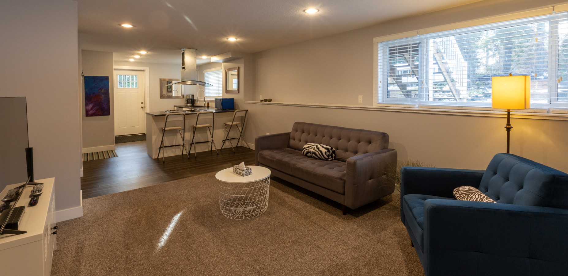 Stoneshire Guesthouse | Obsidian Suite | Unit 1 - Canada