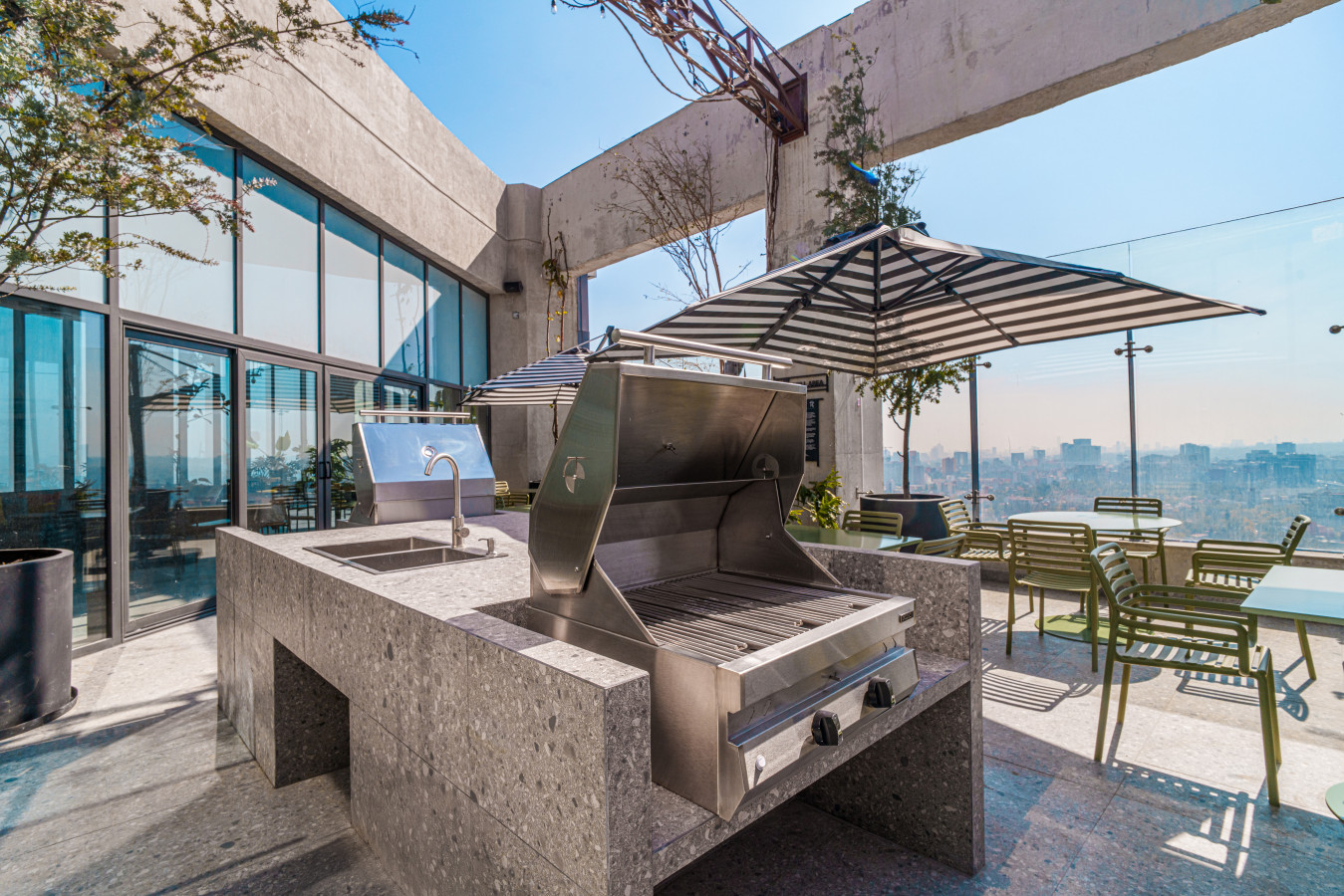 Smart Living Studio W/ Gym & Rooftop |Viato Homes - México
