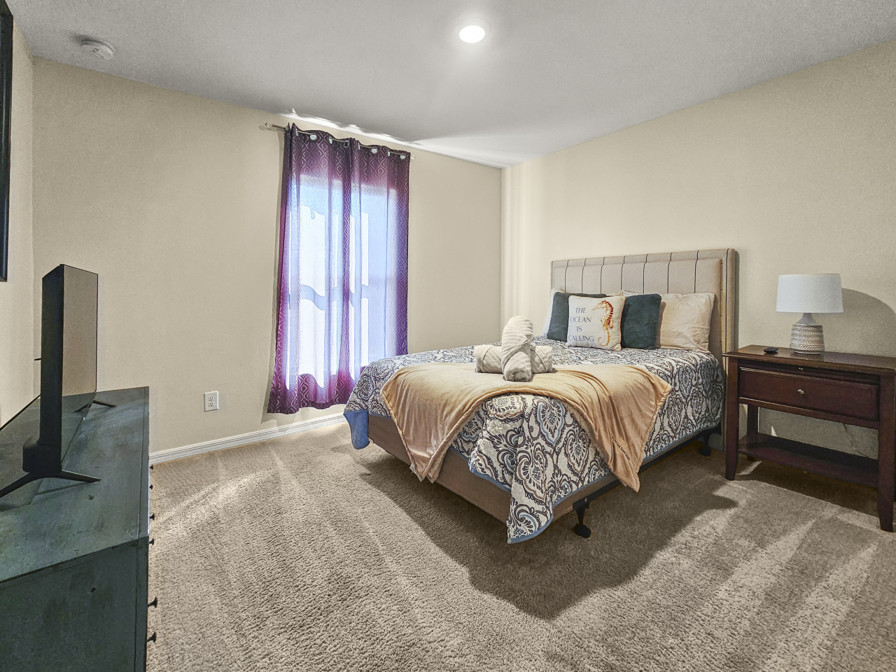 Charming Home Away From Home! - Cape Coral, FL