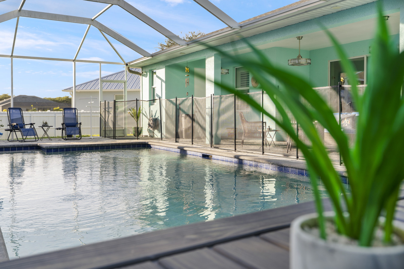 4br Coastal Escape • Private Heated Pool & Bbq Lounge - Cape Coral, FL