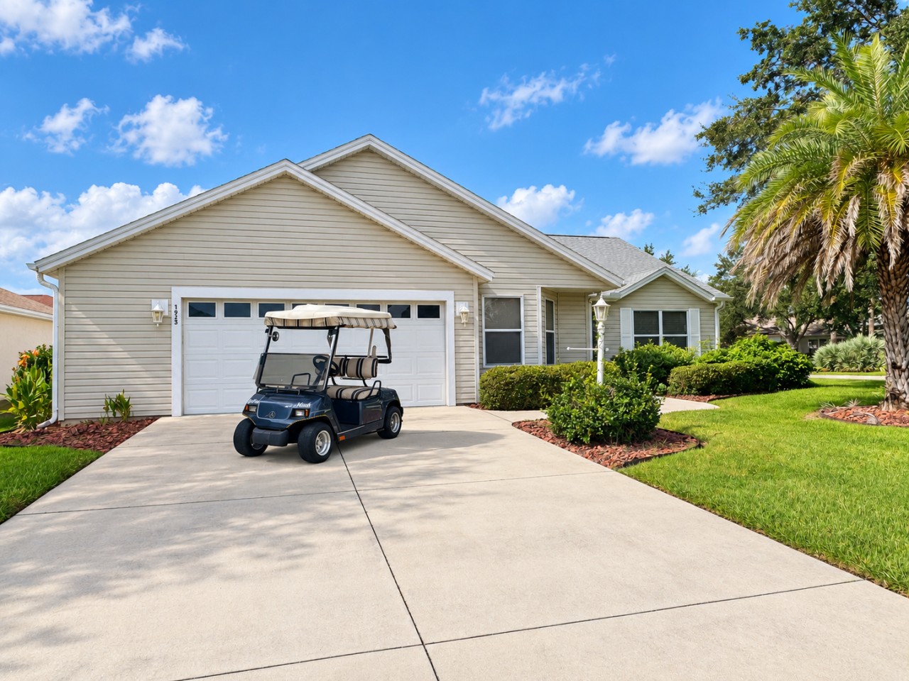 Walden Way Retreat – Central Village Of Winifred - The Villages, FL