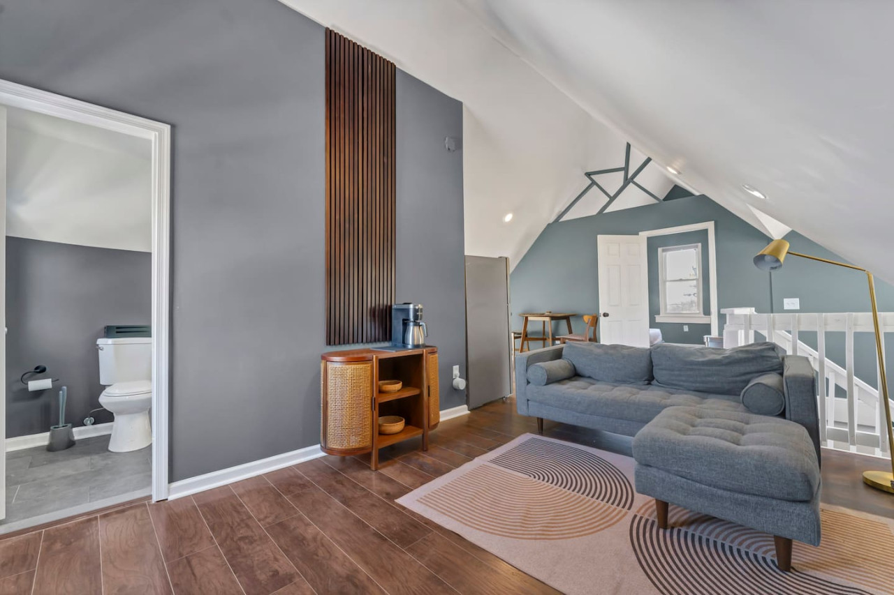 Attic Haven In The Pulse Of The Dc’s Vibrant Buzz! #2 - Washington, D.C.