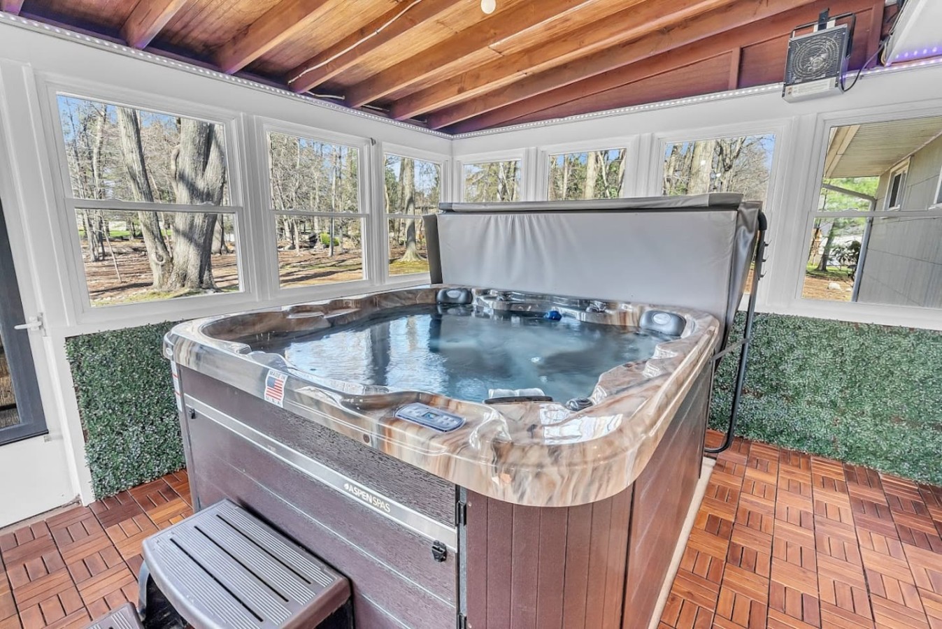 Charming Hideaway With Hot Tub And Game Room - Cozy Nature Retreat - Rockland County, NY
