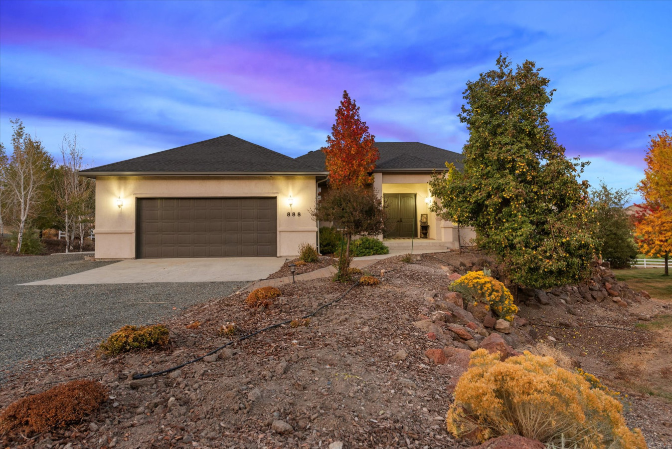 Panoramic Foothill Views And Gourmet Kitchen - Luxurious Oasis - Baker City, OR