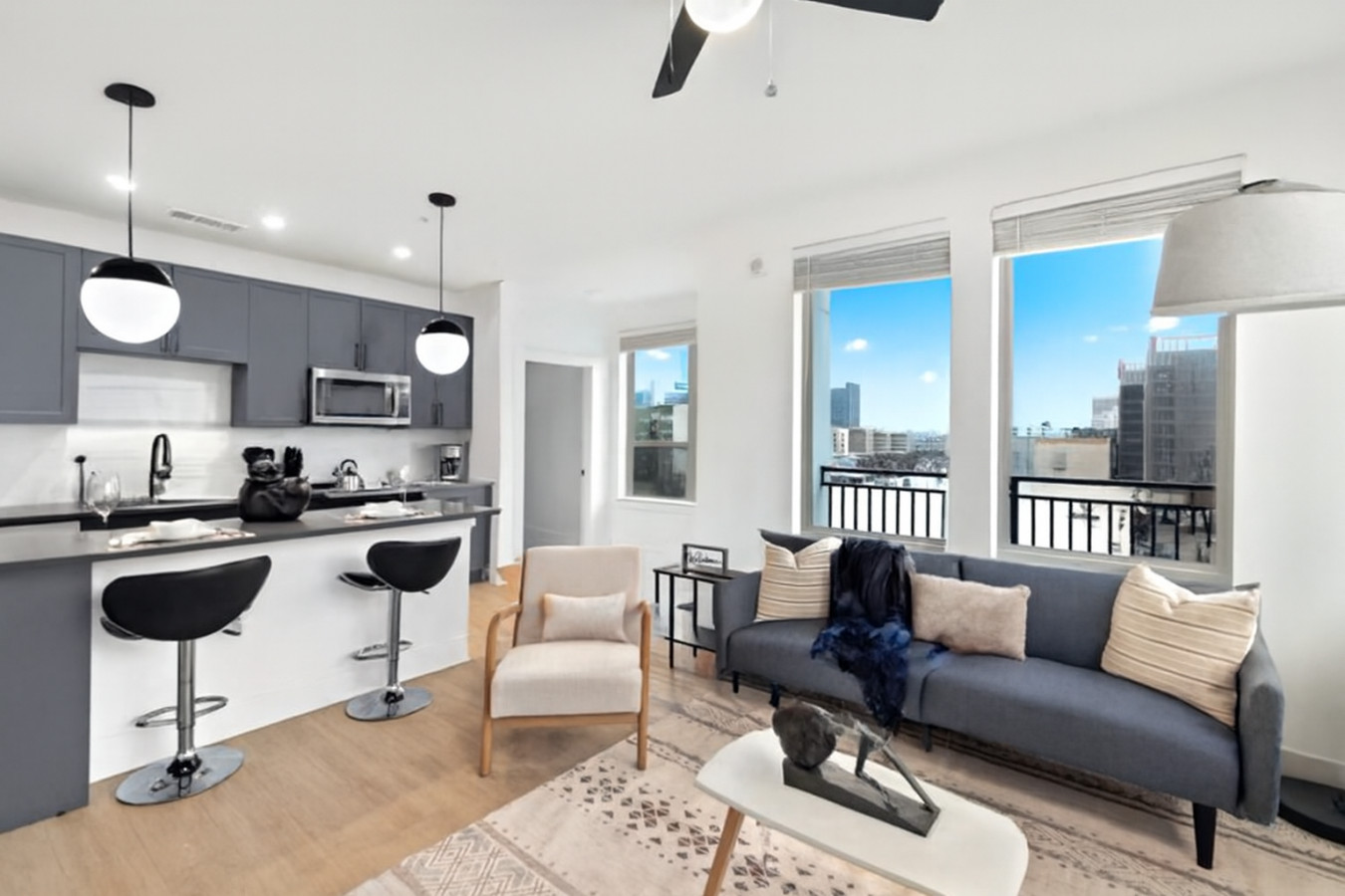 Stylish Condo With Resort-style Pool And City Views - Modern Retreat - Birmingham, AL