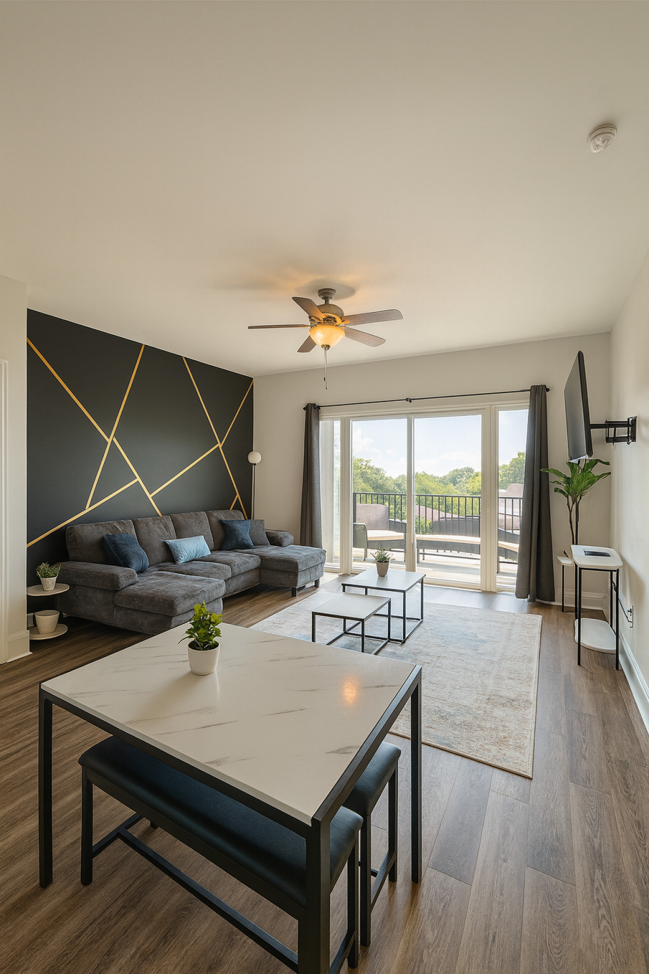 Spacious Condo With Modern Design - Luxurious City Haven - Birmingham, AL