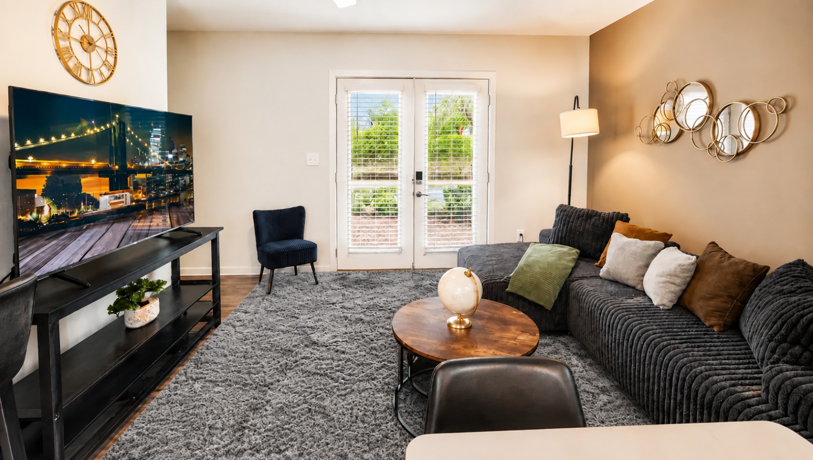 The Sutton | Modern 2br Escape *1bed* - Birmingham, AL