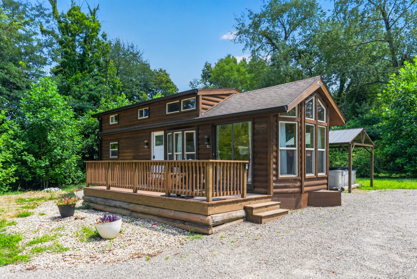 Little Lantern Cabin - Indianapolis, IN