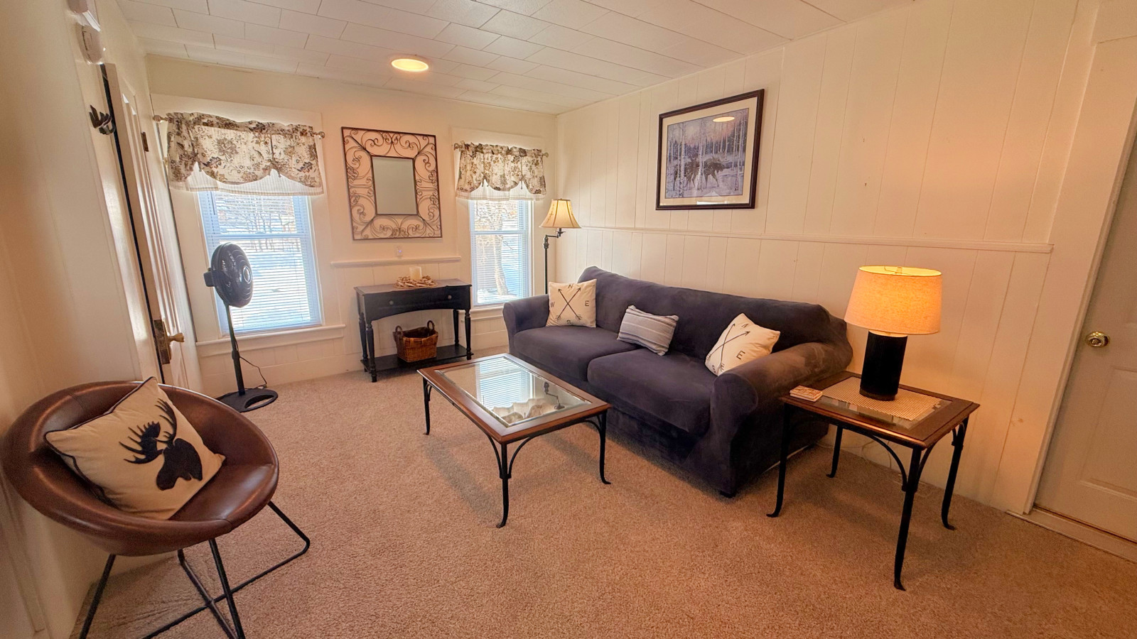 West Cove Upper Right Apartment - Greenville, ME