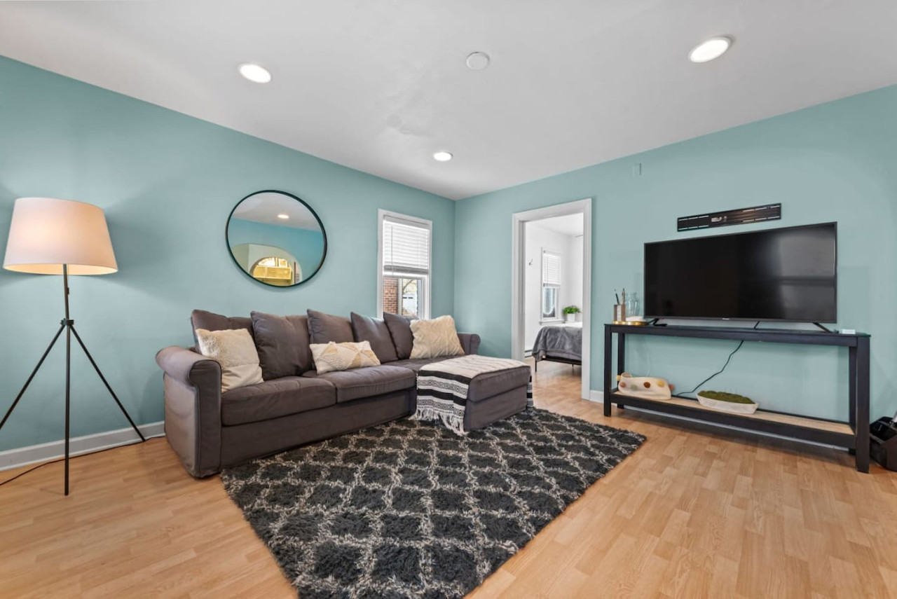2 Bd Condo I Steps From Lake Michigan - Michigan City, IN