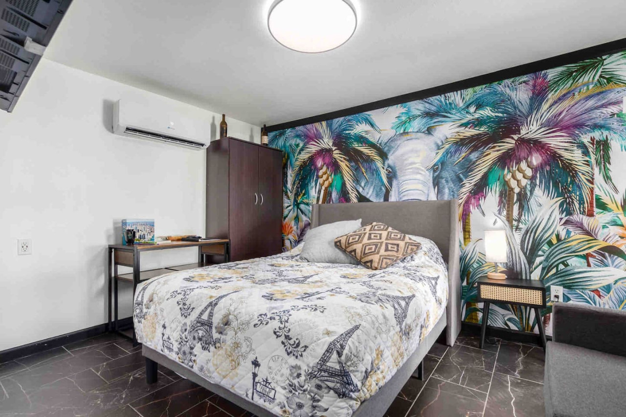 Your Tiny Downtown Home With Backyard Unit D - Phoenix, AZ