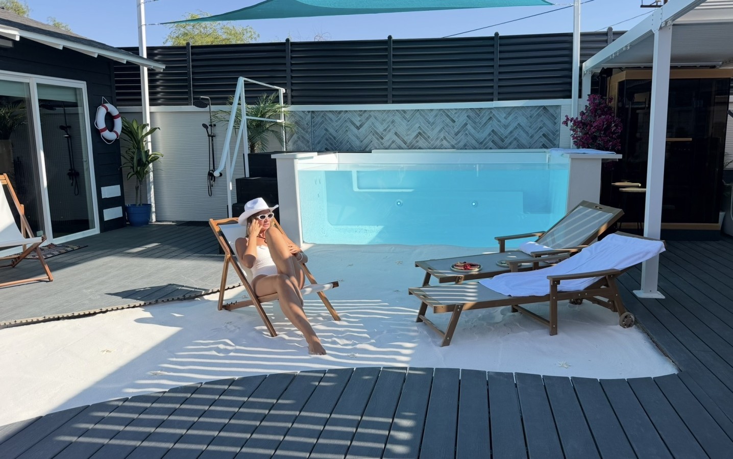 Luxury Heated Glass Pool + White Sand | Private Spa - Phoenix, AZ