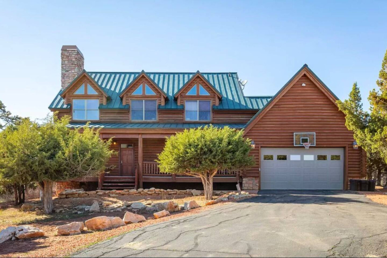 Large Log Home Near Zion - Zion National Park